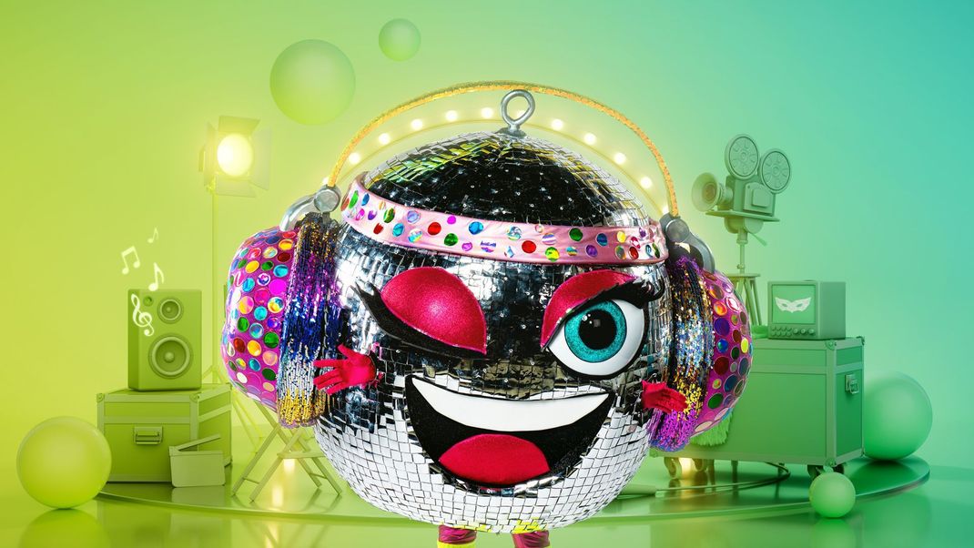 The Masked Singer Diese Sängerin Ist Die Discokugel
