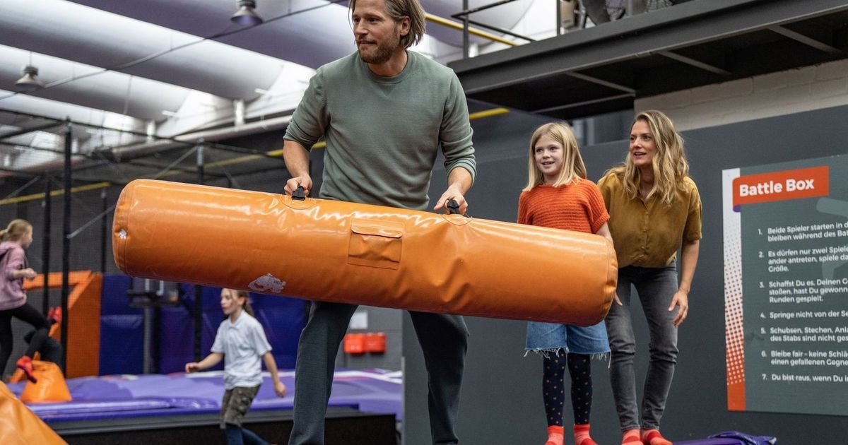 Sebastian Ströbel privat: So lebt er mit Ehefrau und Kindern Sebastian Ströbel privat: So lebt er mit Ehefrau und Kindern