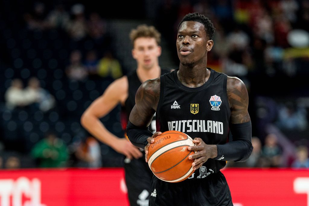 Basketball-EM: Dennis Schröder giftet nach Titelgewinn gegen deutsche Basketball-Legende