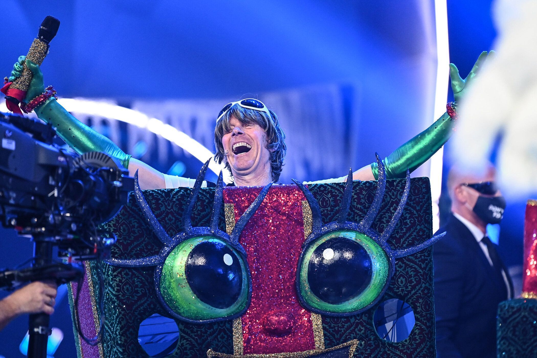 The Masked Singer Dieser Schlagerstar Ist Das Geschenk