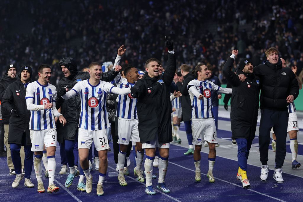 Hertha Bsc Vs 1 Fc Kaiserslautern Heute Live Im Tv Livestream Und