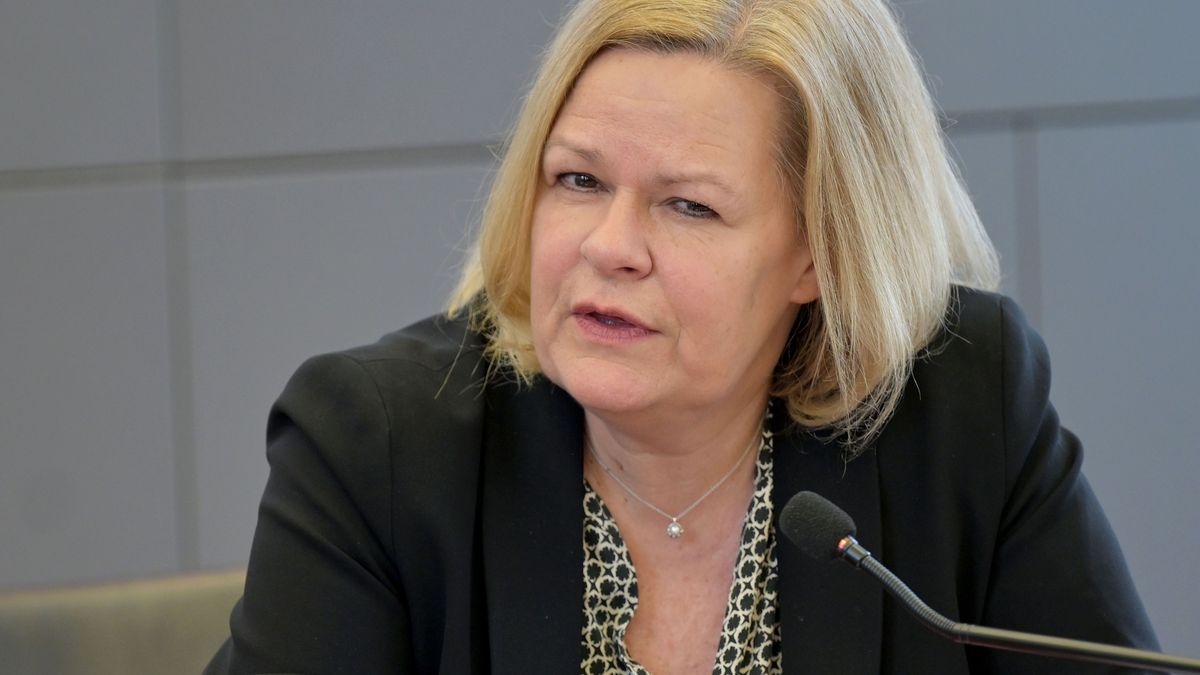 Nancy Faeser – die erste Innenministerin Nancy Faeser – die erste Innenministerin